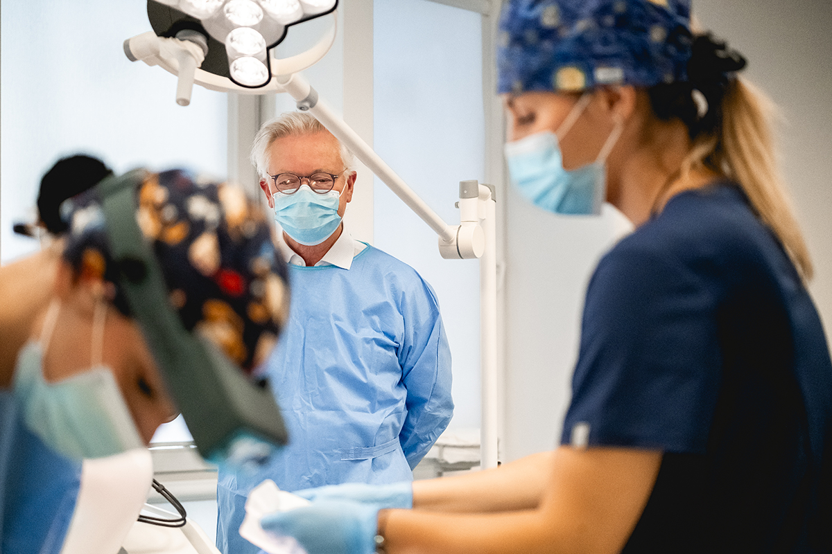 Finasteryd na łysienie – skutki uboczne i efekty stosowania - Klinika ...